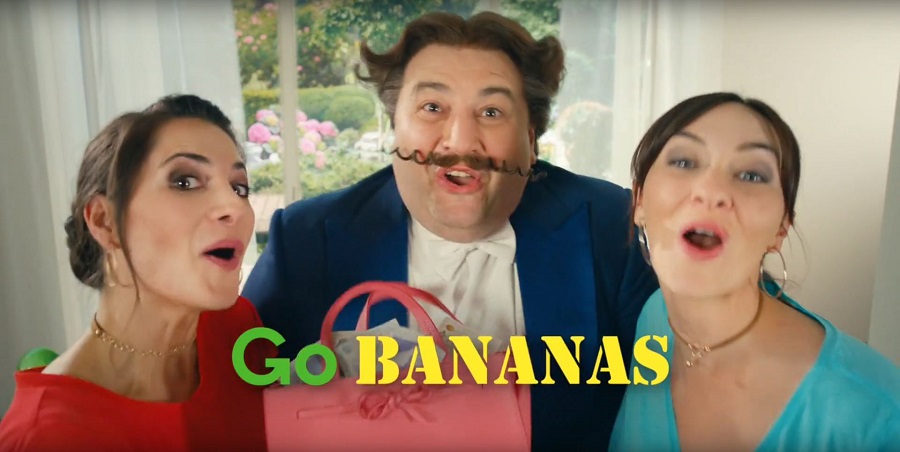 It looks like famous TV tenor, Gio Compario, has some company. The ...