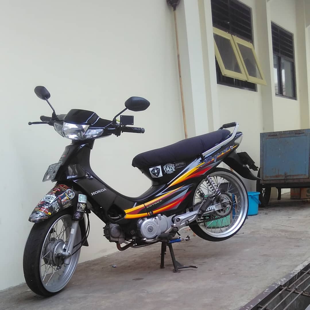 50 Foto Modifikasi Motor Supra X Gaya Thailook Terbaik