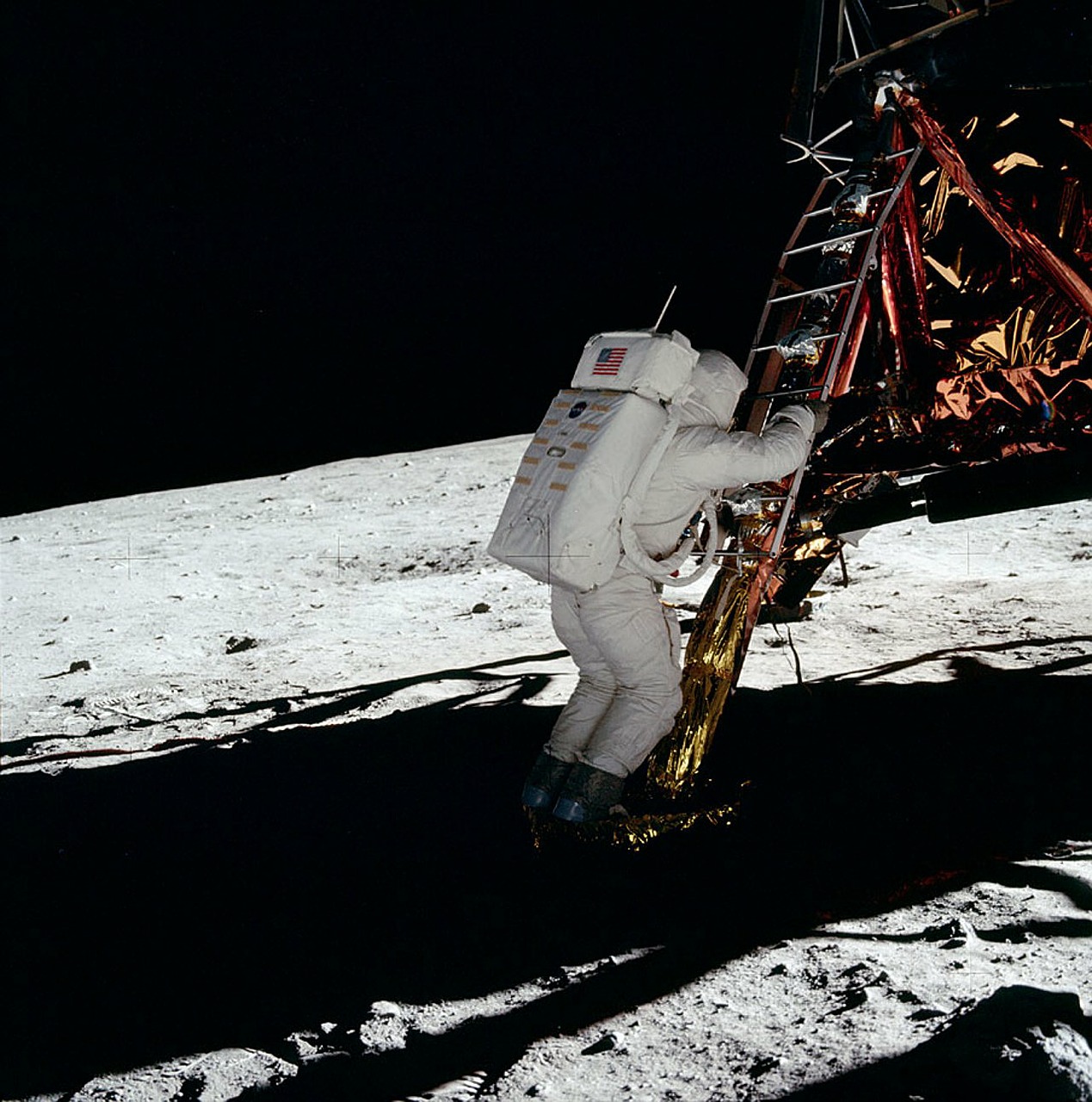All you need to know about Apollo 11 Space Mission ~ Something vers ...