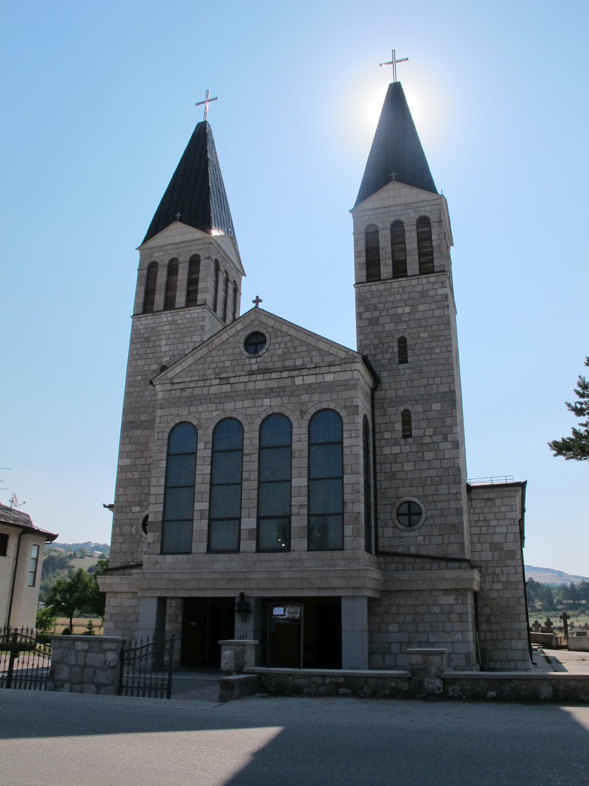 Novinarstvo!!!: Župa Podhum kod Livna - mjesto za život i duhovni rast