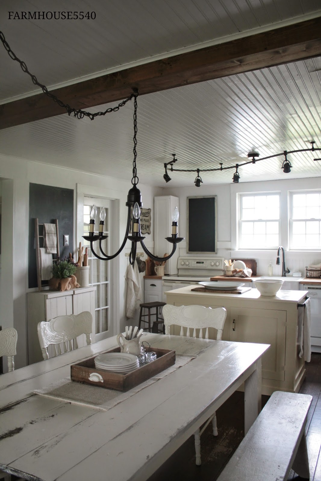 FARMHOUSE 5540: Farmhouse Friday ~ Farmhouse Kitchen