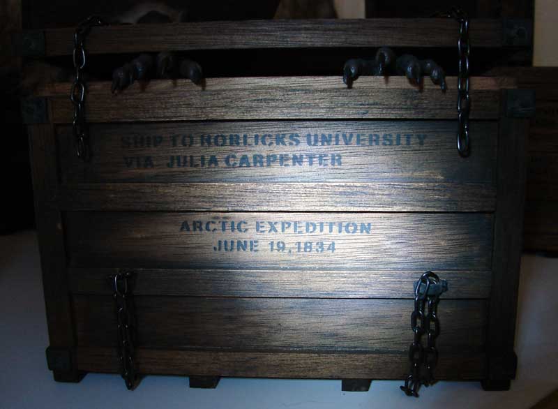 Betomatali 1/6 sculpt and paint works: Creepshow Flufy the crate beast ...