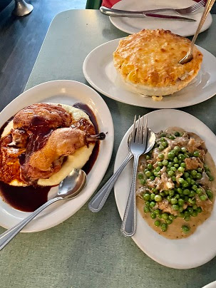 Cuisine and Screen: Poole's Diner