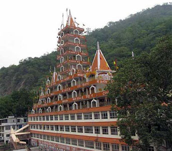 Trimbakeshwar Temple, Rishikesh Temple – 13 Story Tall Temple | Puja ...