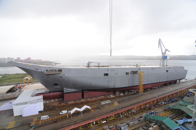AUS: LHD hull arrives in Melbourne (Army’s Perspective) - RP Defense