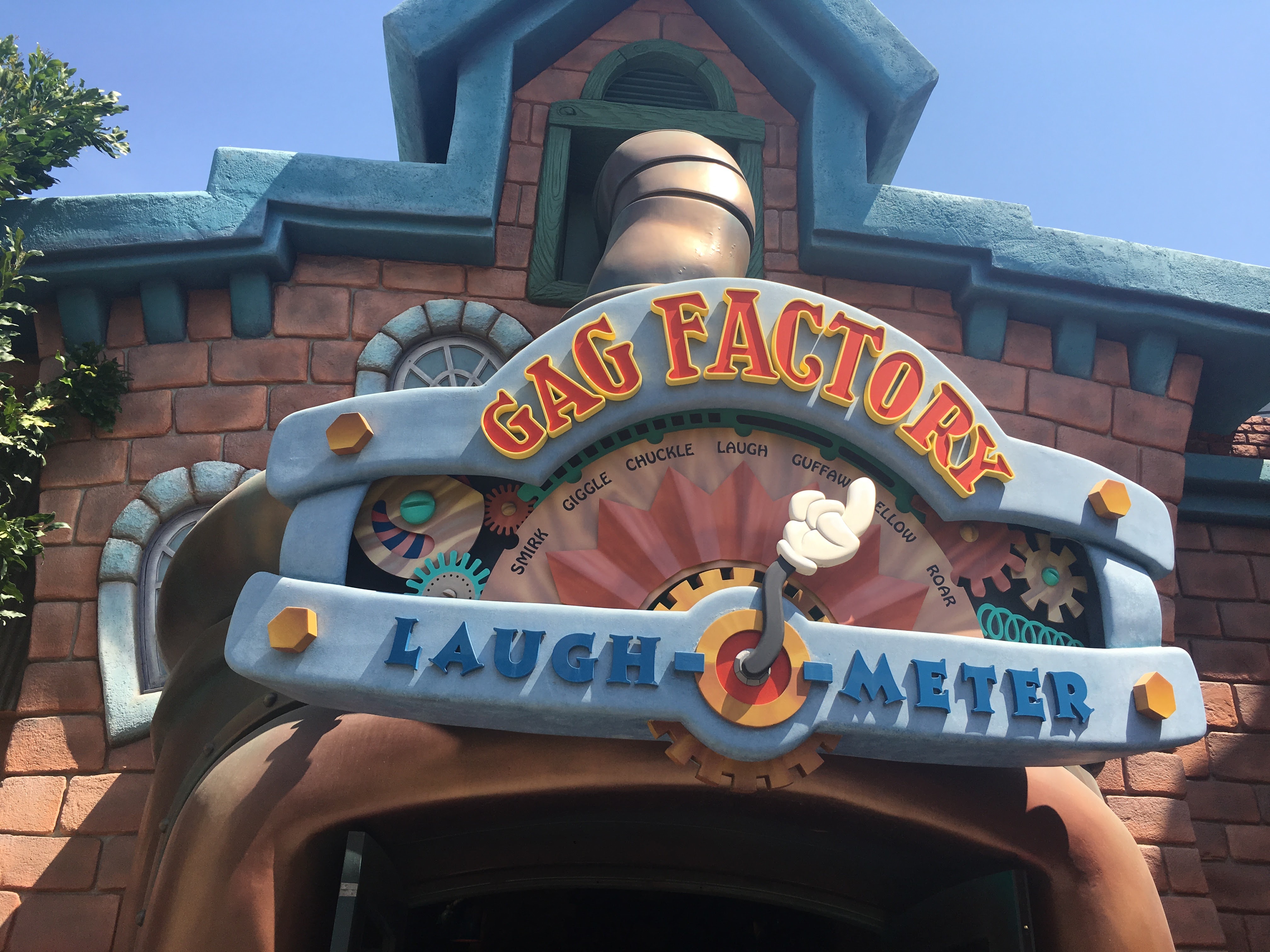 10 Facts About Roger Rabbit's Car Toon Spin at Disneyland
