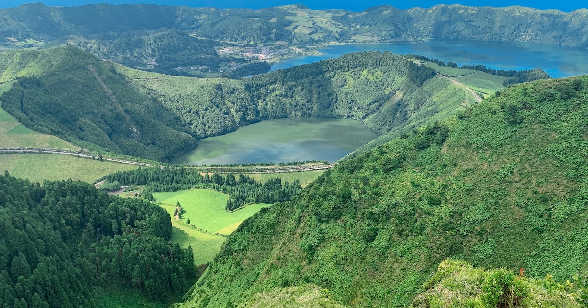 ...surask, ko nepametus... ne tik apie keliones: Azorai. Rojaus dulkės ...