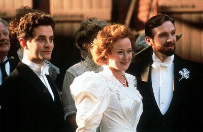 The Flick Chick: Canadian Film Review: Sunshine (1999)