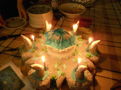 simple things to make and do: League Of Legends Nexus Cake
