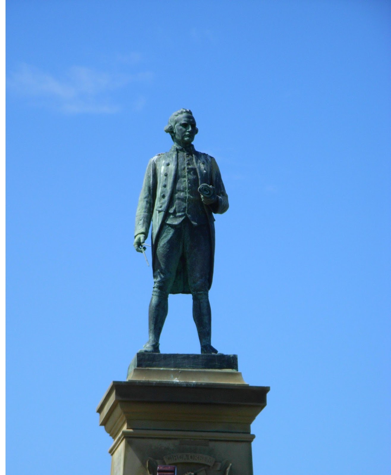 Digging the Dust: The Empire Sculptor