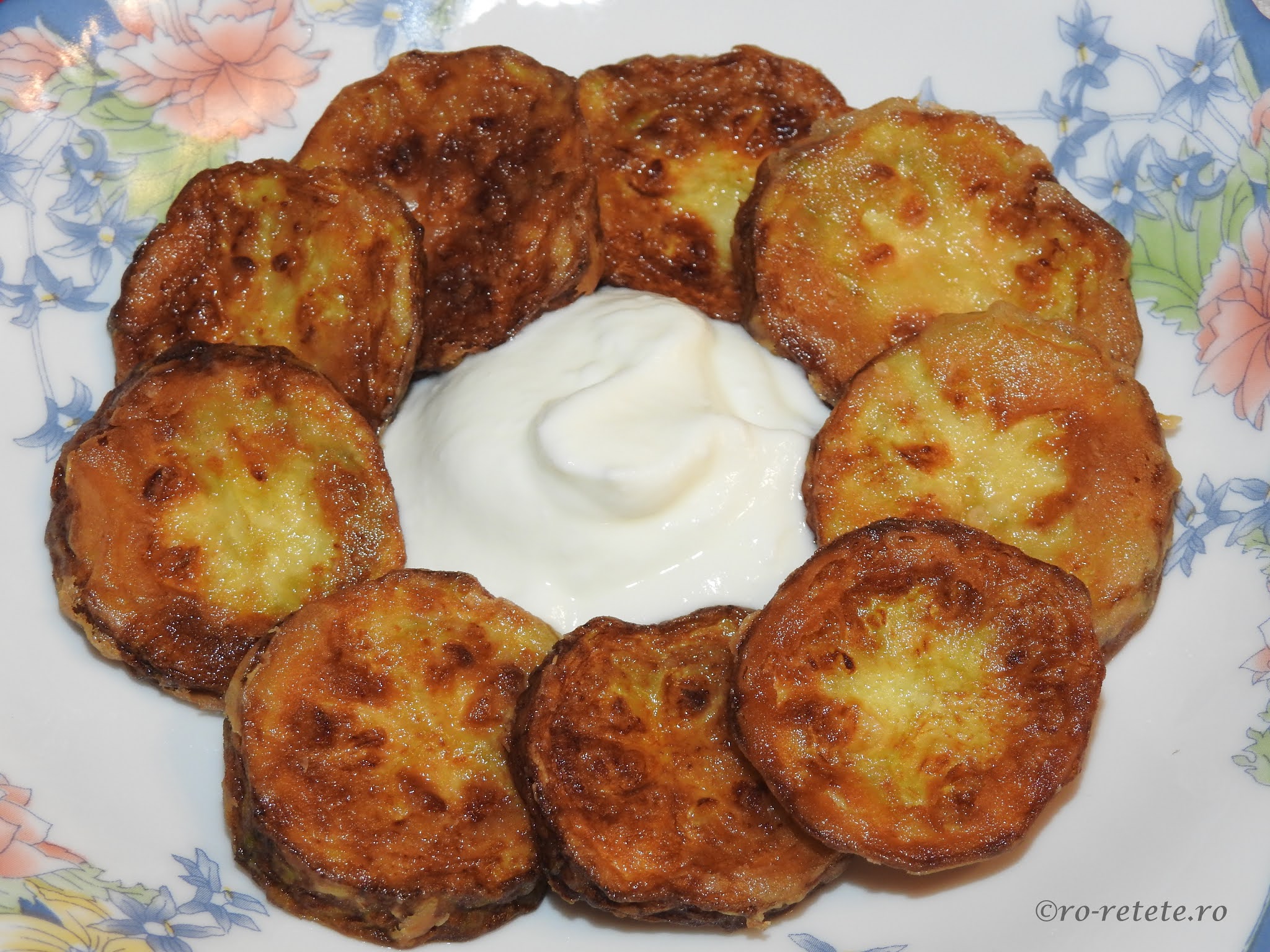 Dovlecei prajiti reteta | RO-Retete.ro