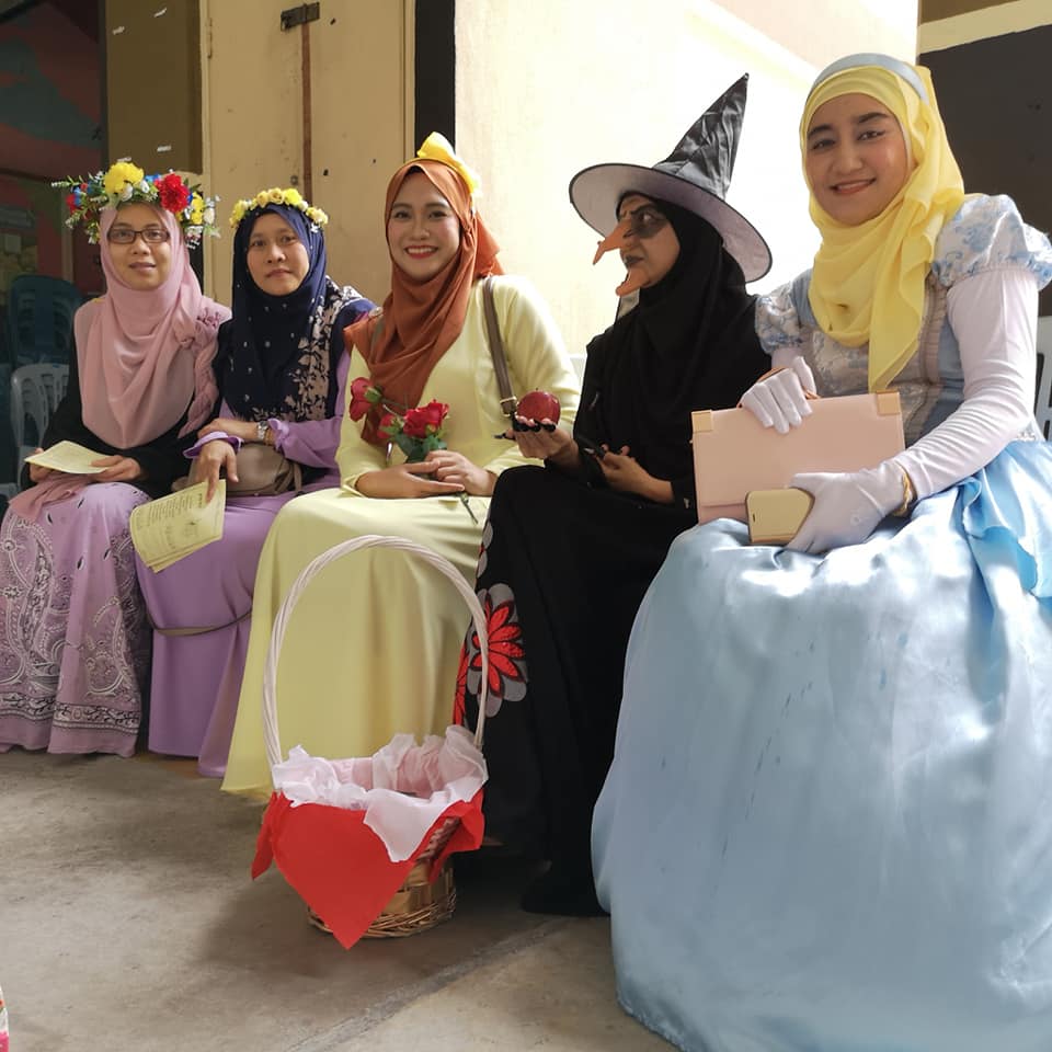 MELANGKAH MESTI KE DEPAN..: Tema Pakaian Fairy Tales dan Super Hero di ...