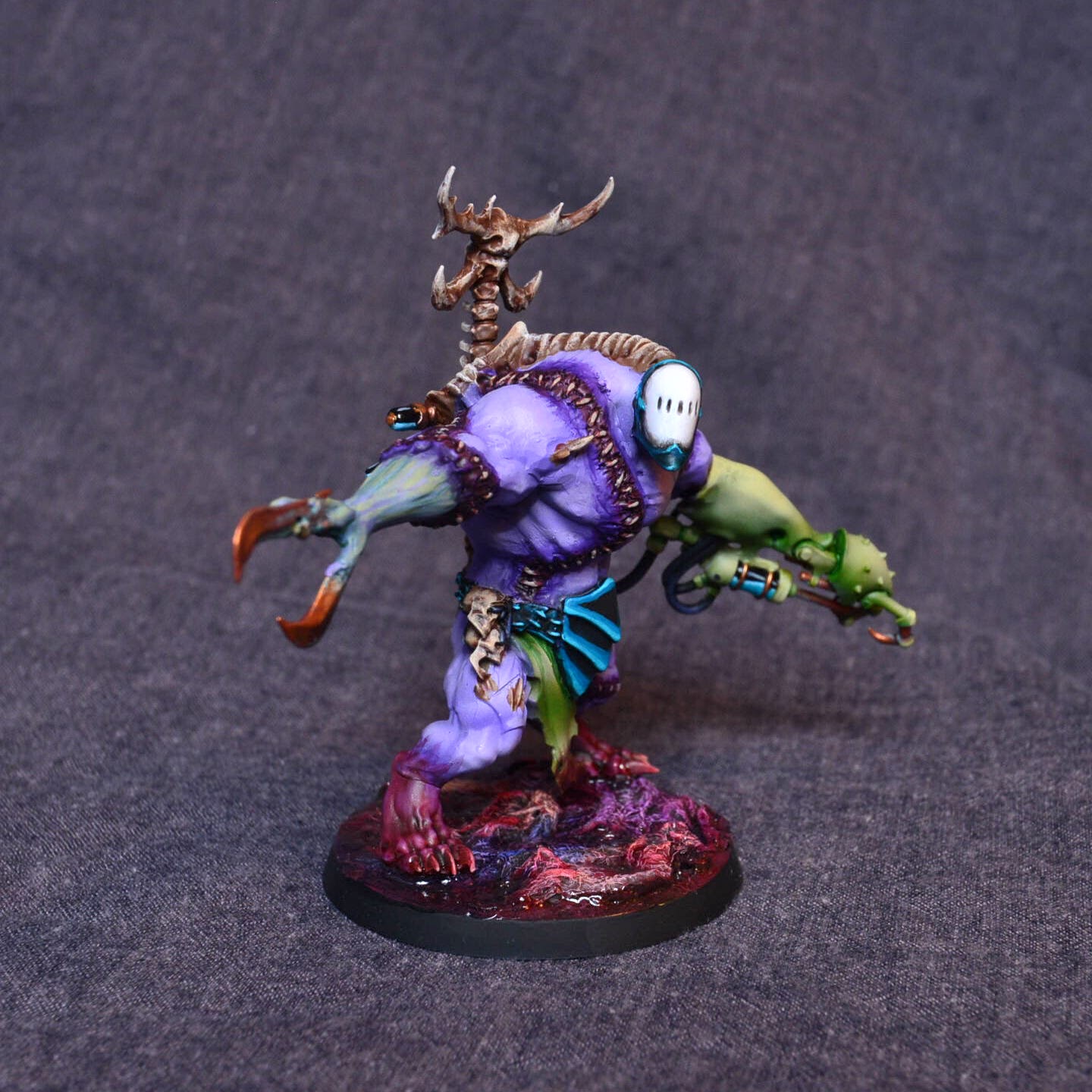 Modern Synthesist: Grotesque Genus: Options for Converting Dark Eldar ...