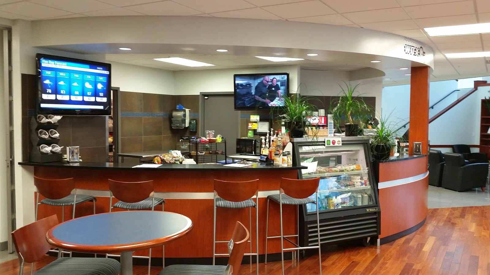 Utah Car Cents: What a car dealership should be like... A Hotel.