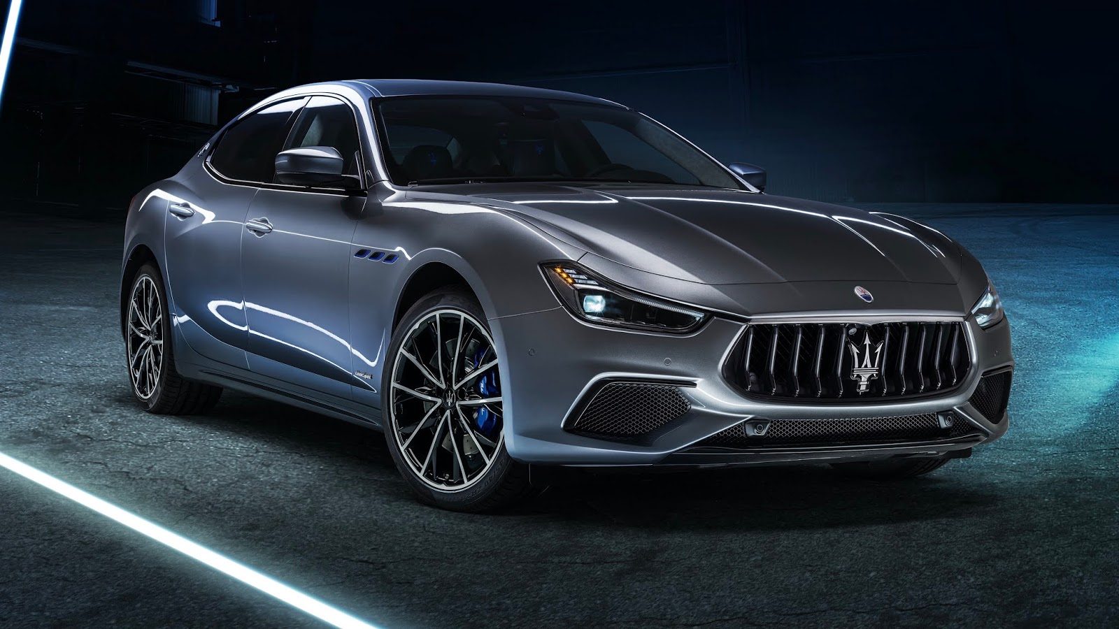 Electro-tridente: Maserati presentó al Ghibli Hybrid : Autoblog Uruguay ...