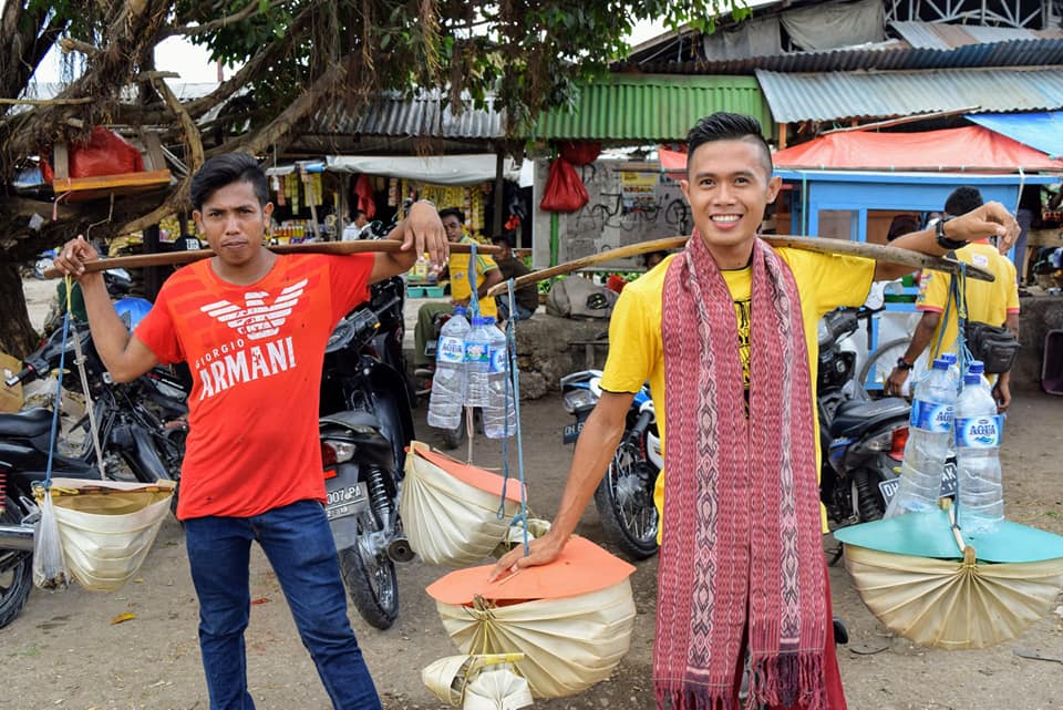 TUAK MANIS “NIRA” | NTT NATURAL & CULTURE TOURISM INFORMATION CENTER