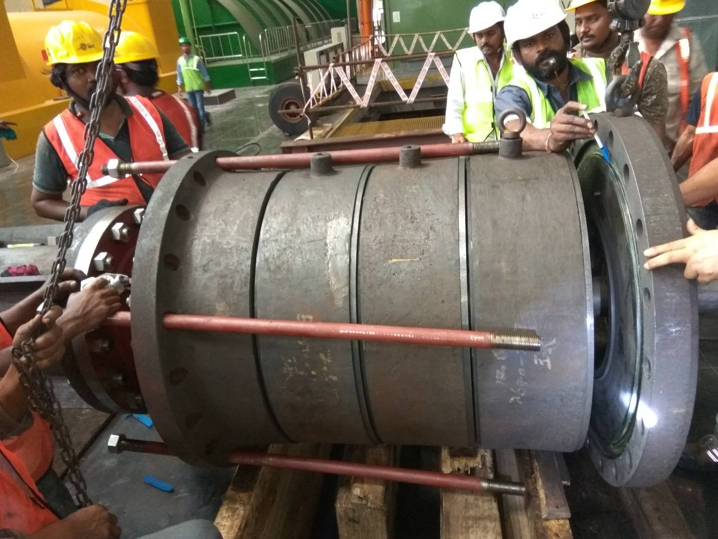 Condensate extraction pump in thermal power plant