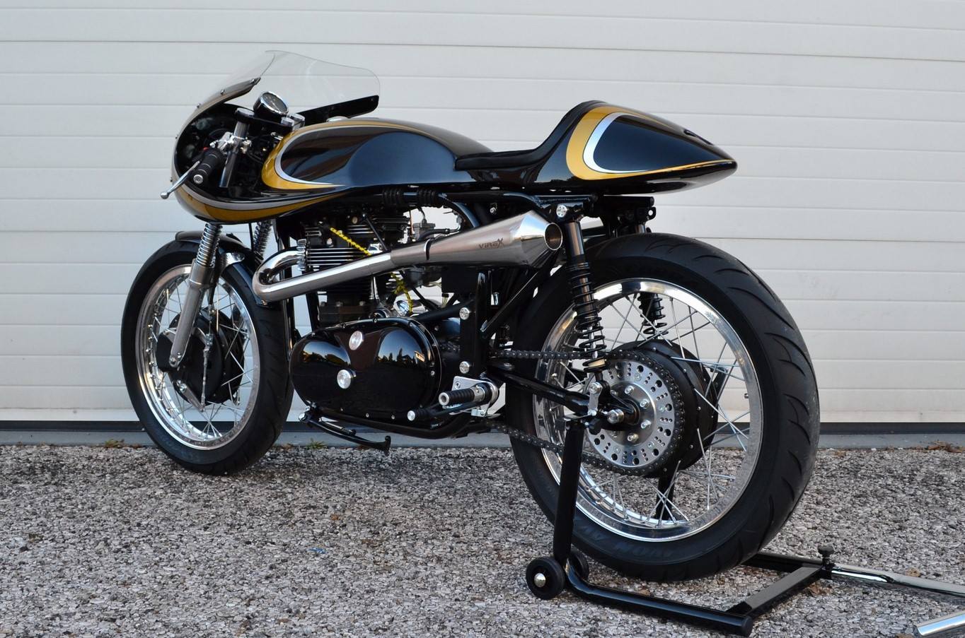Triton CR650 Special by Stile Italiano - RocketGarage - Cafe Racer Magazine