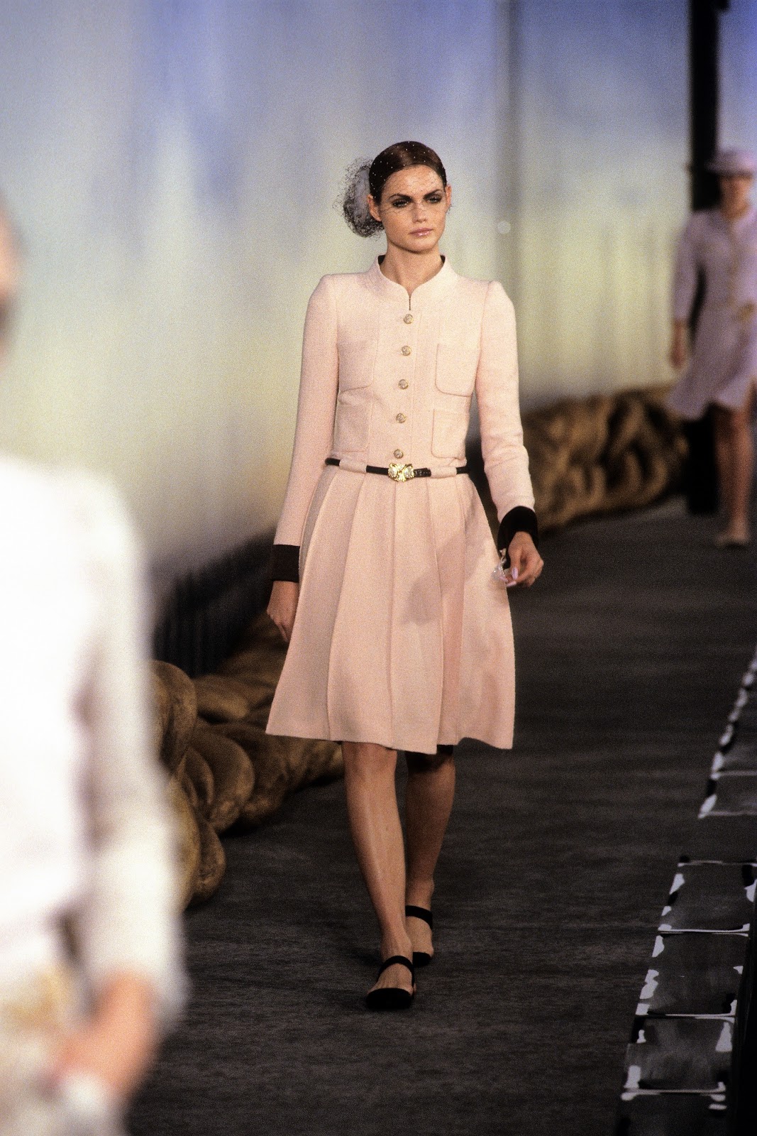 Chanel Spring 2001 Couture | Cool Chic Style Fashion