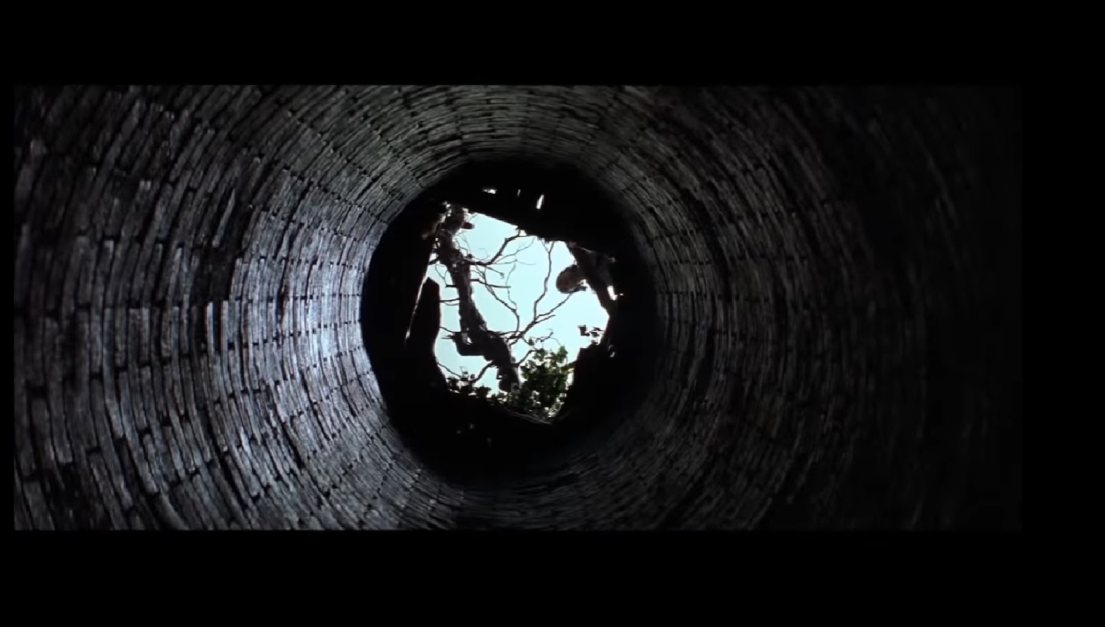 THE DARK KNIGHT RISES TEASER TRAILER ANALYSIS | THE ESTABLISHING SHOT