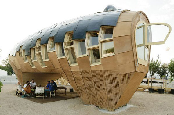 kree-ey-tiv-i-tee: Fab Lab House by IAAC