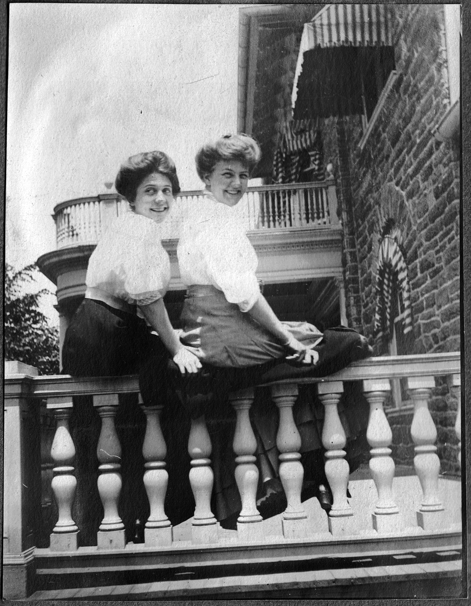 Genealogical Musings: Best Friends Forever? Not Quite. The Original ...