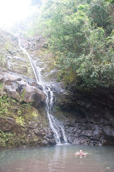 HikeOneHikeAll Hawaii: Waimano Pool and Falls