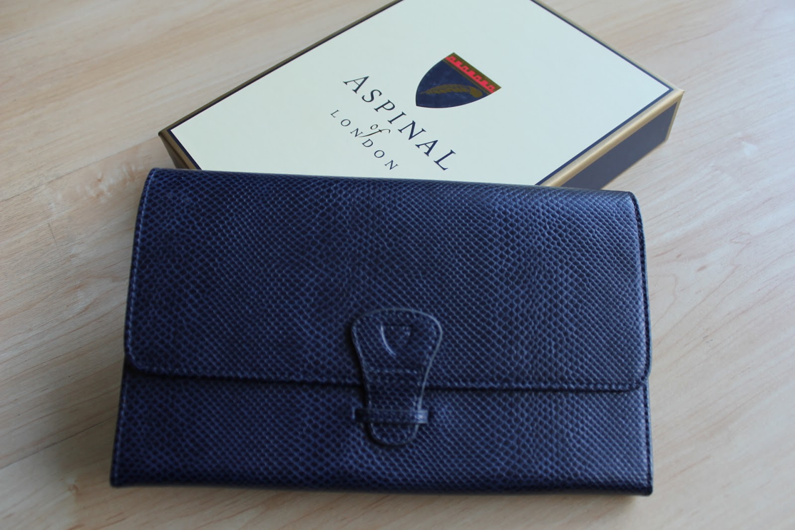 Fiocco Bianco: Aspinal of London leather travel wallet in midnight blue ...