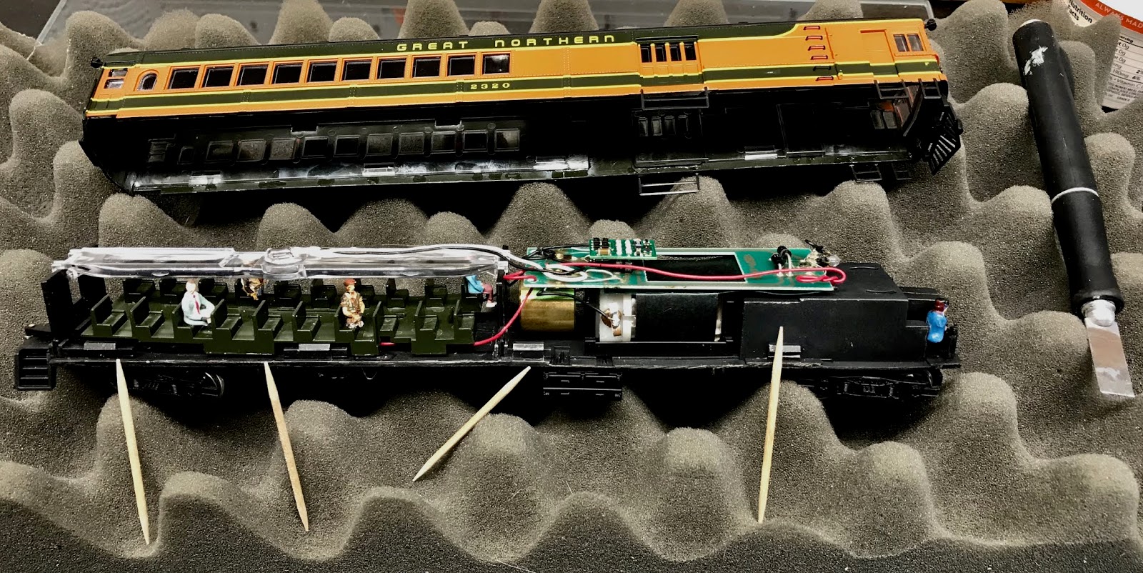 GNbranch: Adding a sound decoder to a Bachmann Gas-Electric Doodlebug ...