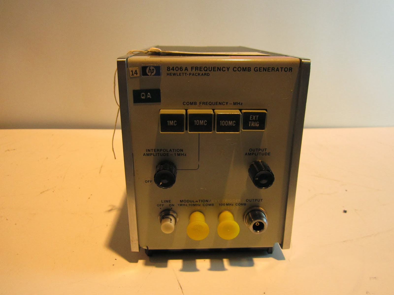 HP 8406A Frequency Comb Generator (TM606) - Panatron Inc.