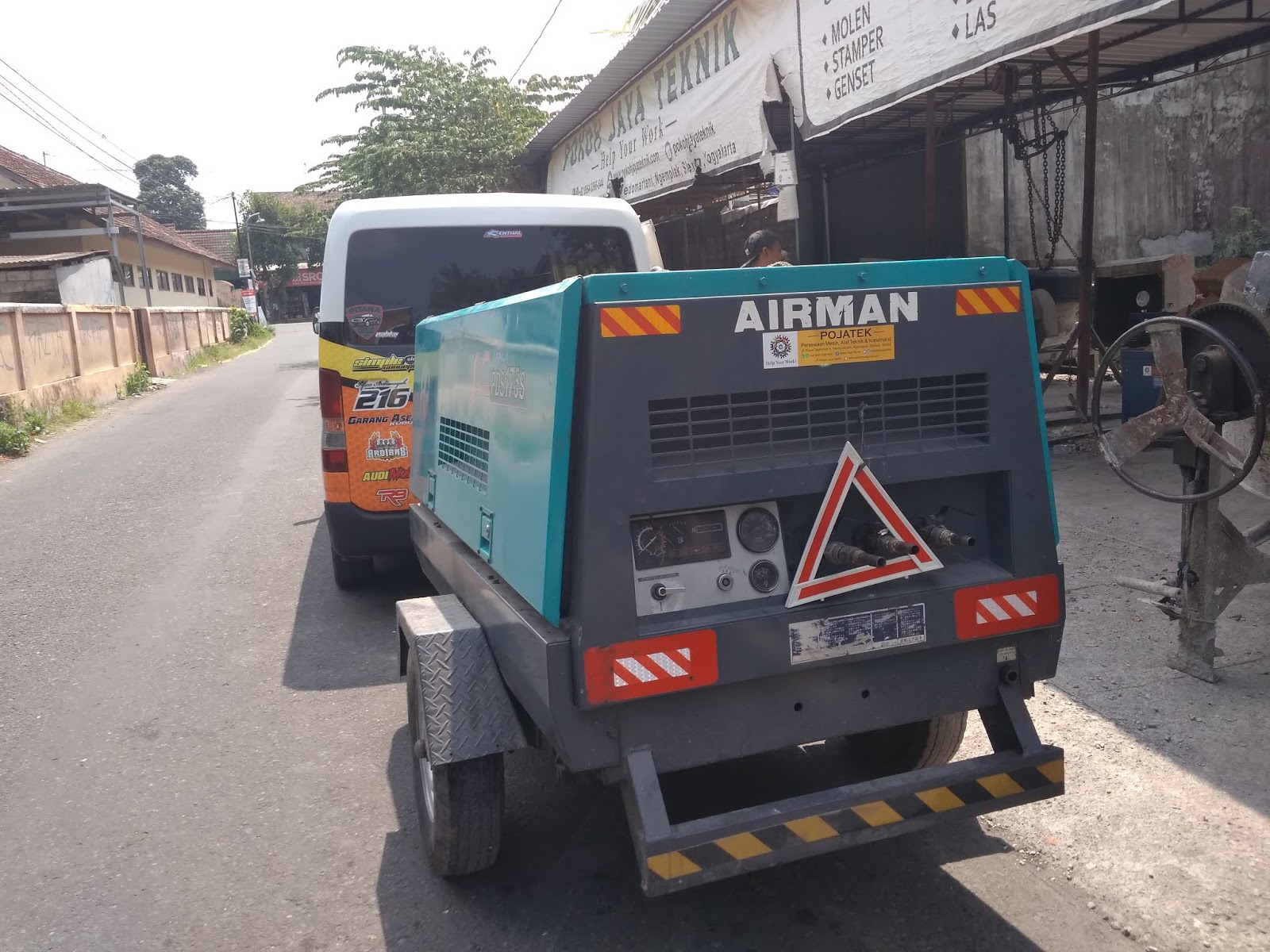 Keuntungan Sewa Screw Air Compressor Airman di Pokoh Jaya Teknik (POJATEK)
