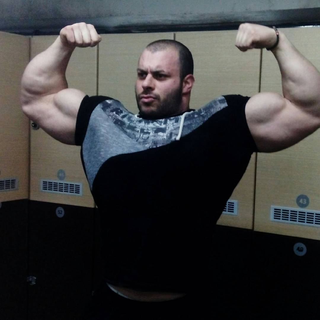 Muscle Lover: Massive Greek bodybuilder Nikos "Big Mousou" Mousounidis