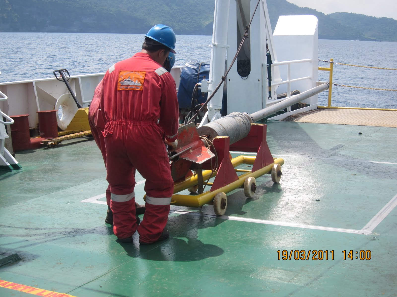 foto laut: Gravity Core ( Drop core)