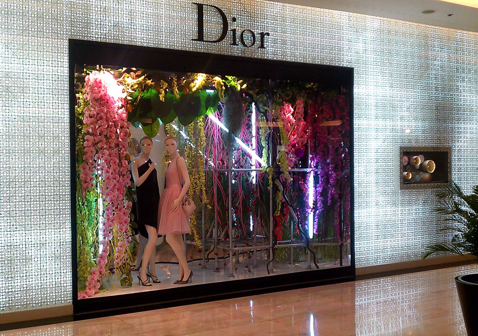 Dior Windows, Bangkok