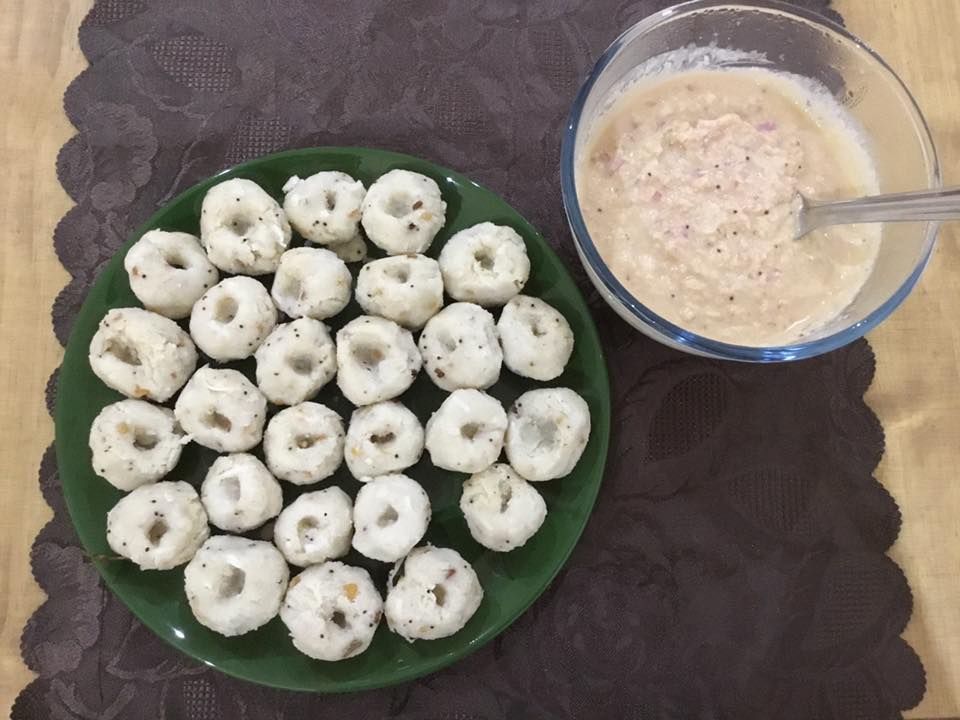 Yuvika's Kitchen: Undi- Konkani delight (rice coconut balls)