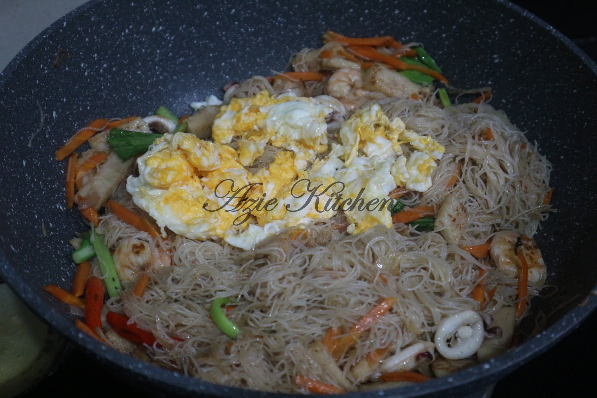 Mee Hoon Goreng Putih Yang Mudah Dan Sedap - Azie Kitchen