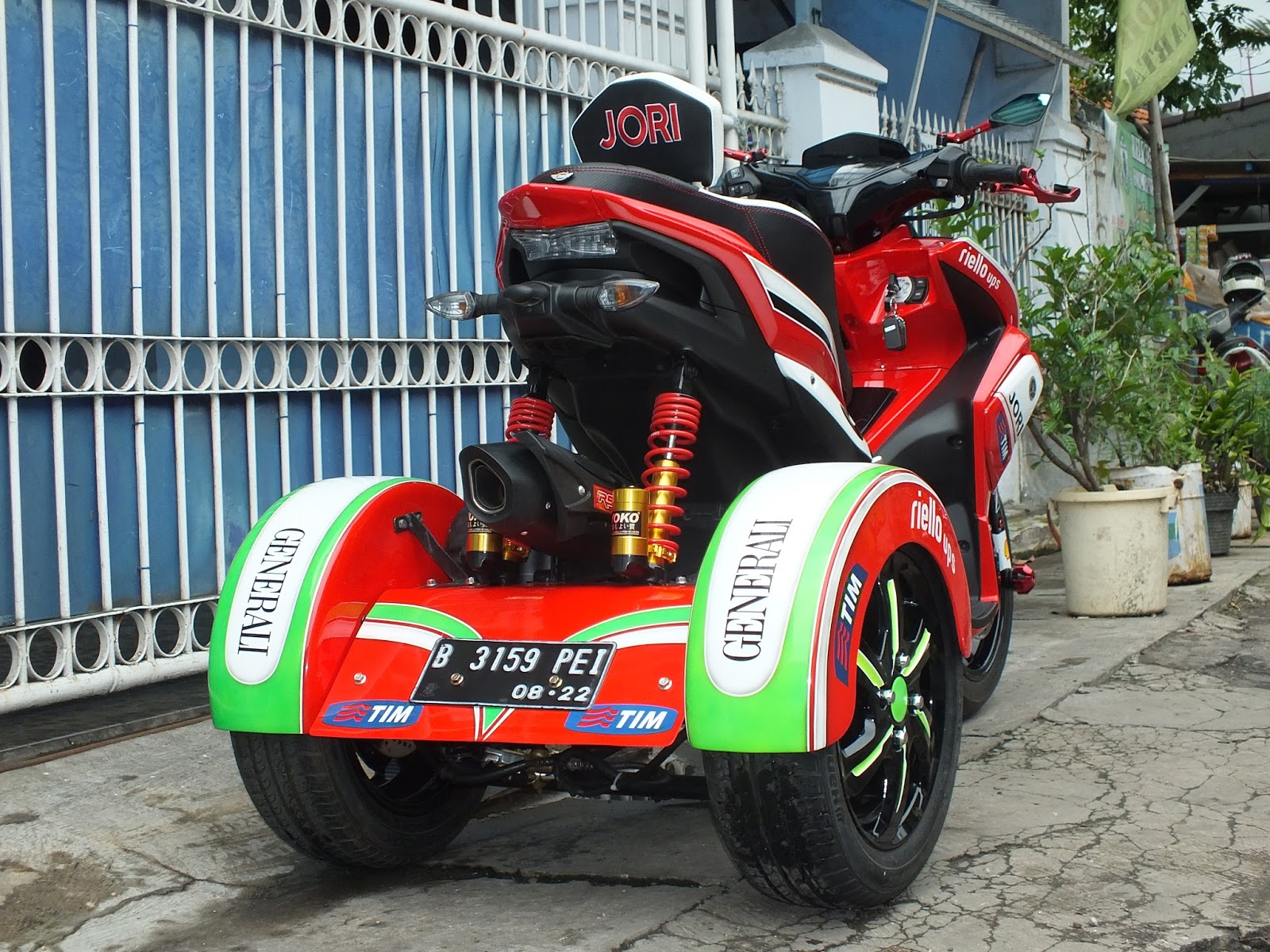 Doctor Matic Klinik Spesialis Motor Matic: YAMAHA AEROX 155 TRIKE (RODA ...