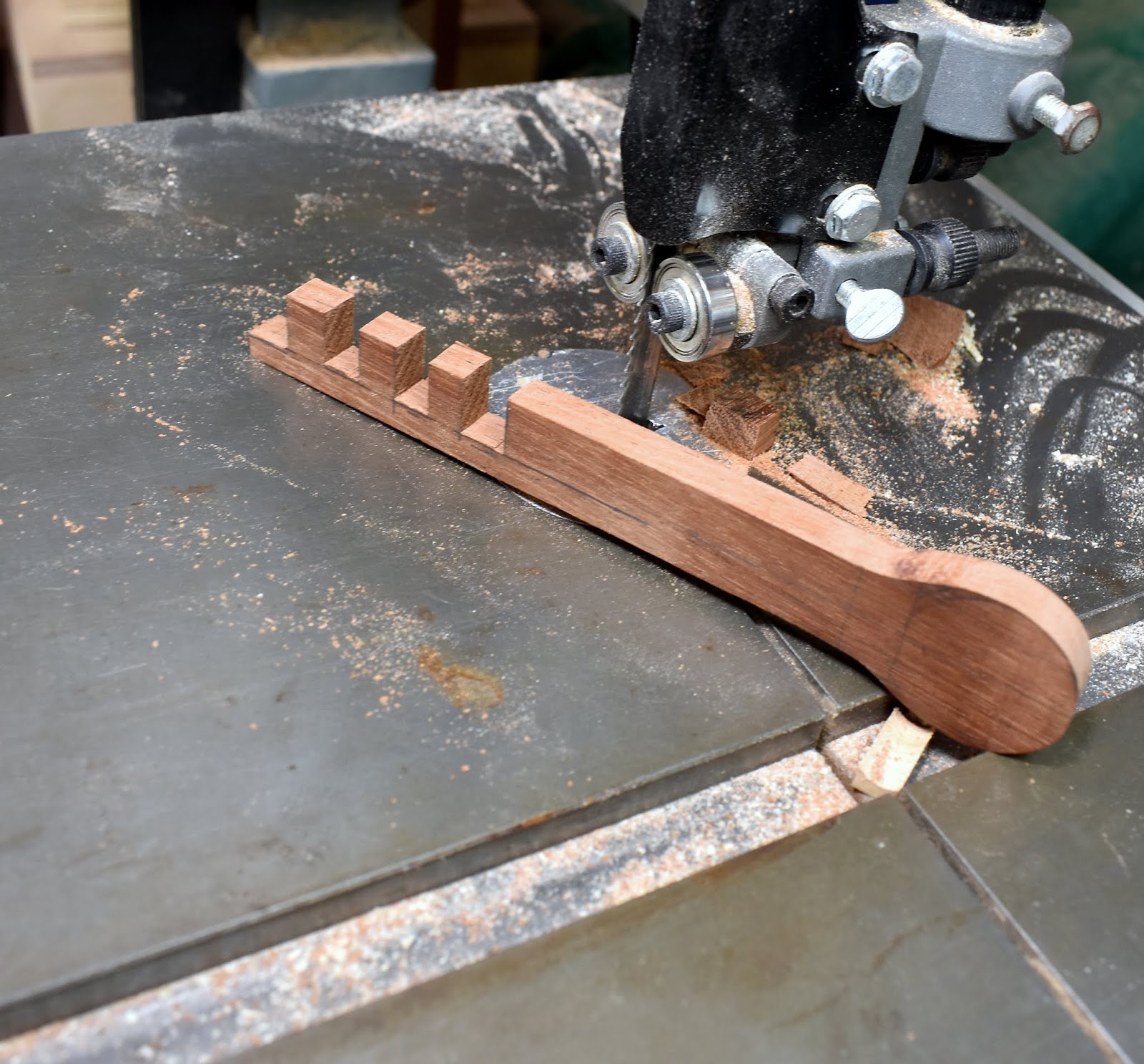 Jax Design: Wooden Lock Build