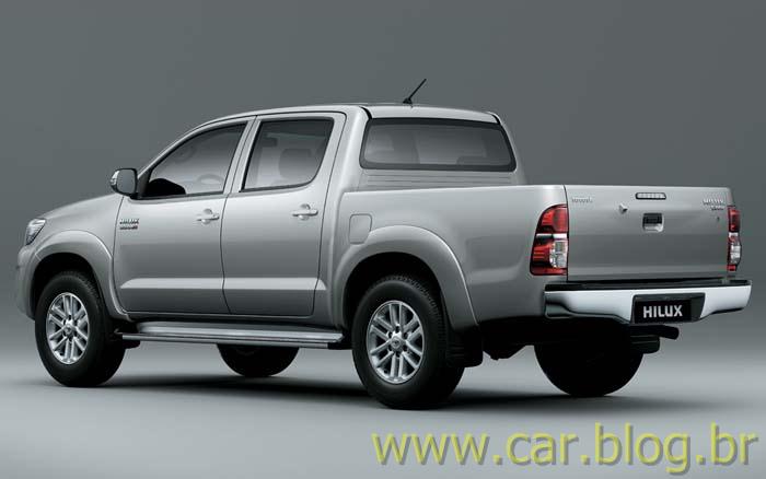 Toyota Hilux 2012 muda para manter liderança: fotos, preços e ficha técnica