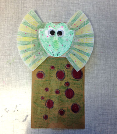 Blogging: Frilled Lizard Hand Puppet