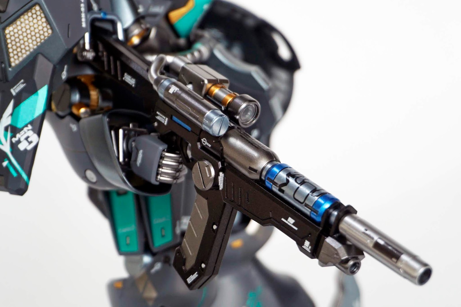 Custom Build: RE 1/100 Jadg Doga "The Owl"