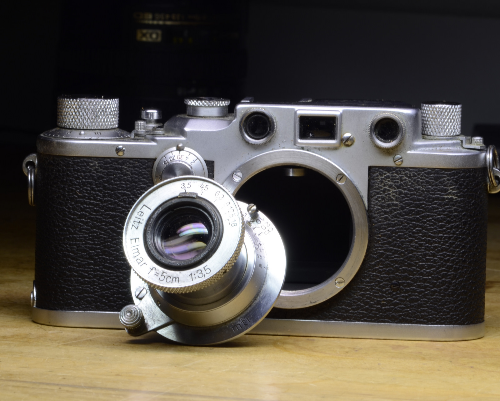 Vintage Camera House: Leica III 3