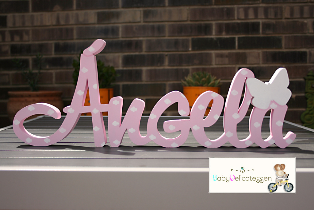 BABY DELICATESSEN LETRAS DE MADERA