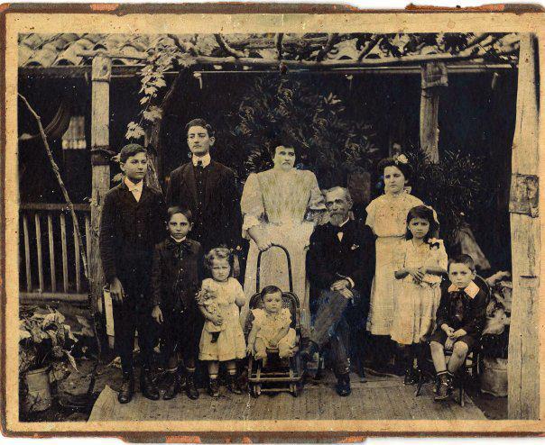 Victor M. Gruber F.: EN MEMORIA DE NUESTRO PADRE VÍCTOR MANUEL GRUBER D ...