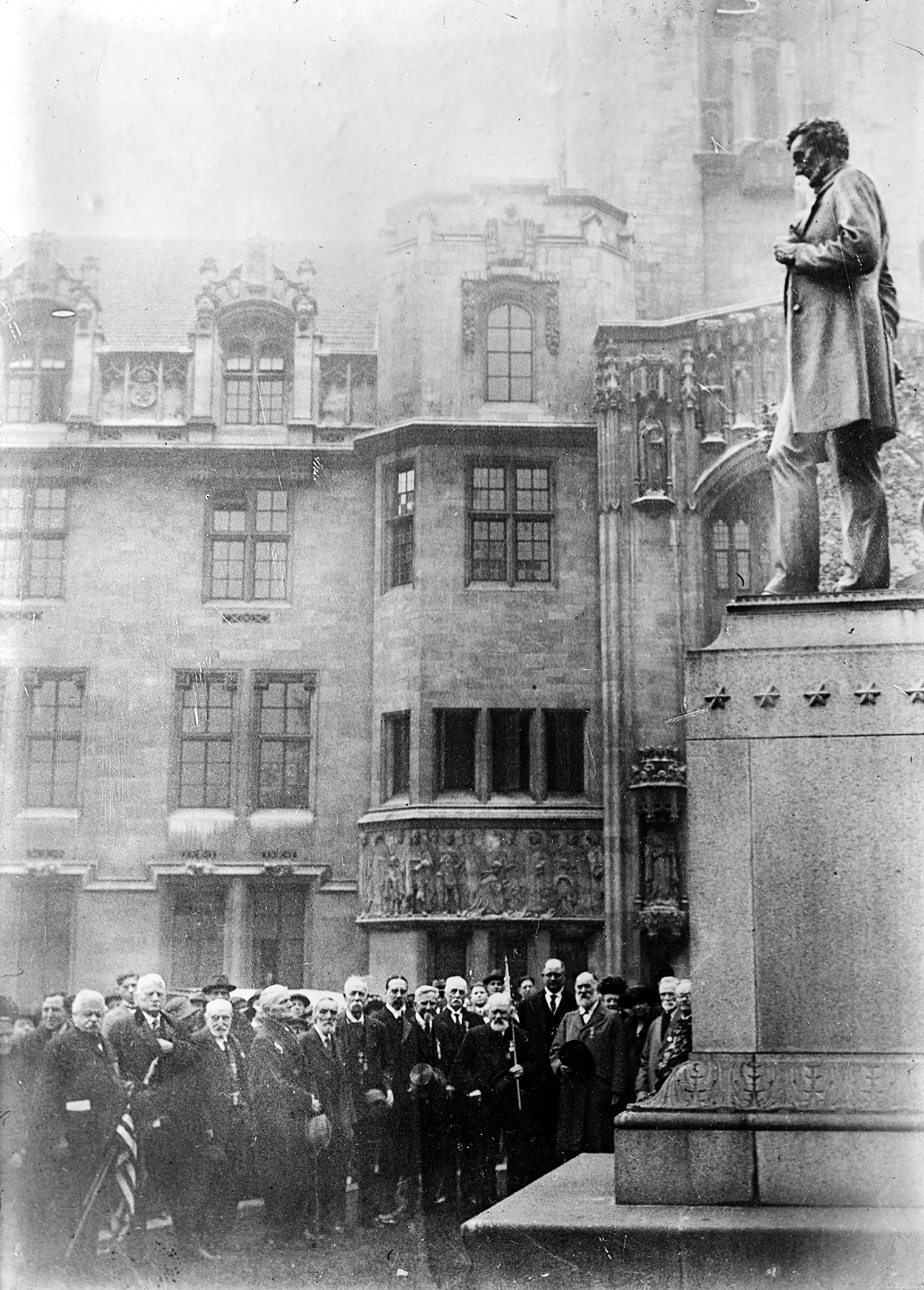 The Digital Research Library of Illinois History Journal™ : The Working ...