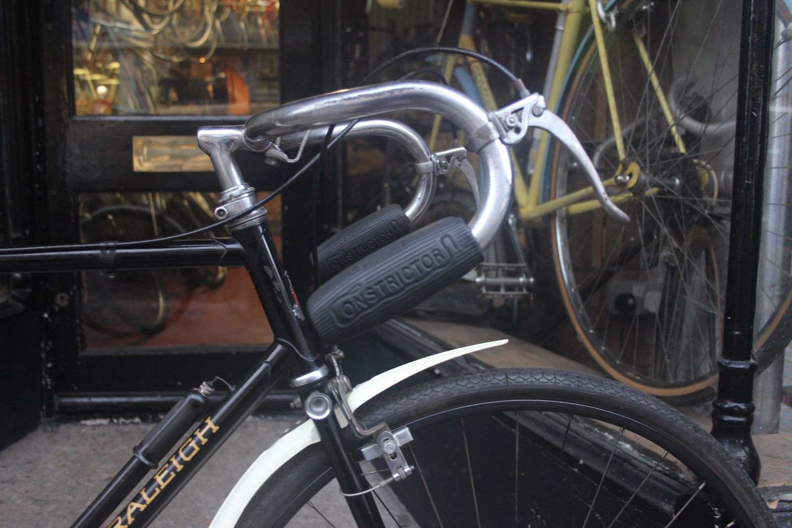 ON THE DROPS: Raleigh Record Ace (RRA) 1934-1942