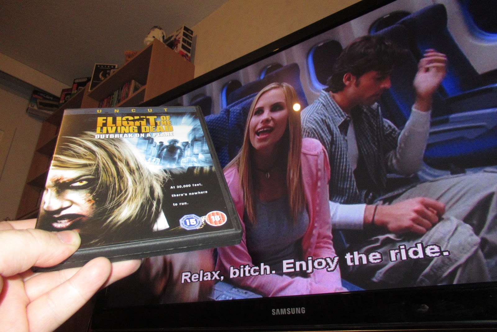 ...noir: Flight of the Living Dead (Plane Dead, 2007)