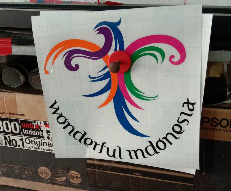 Jumlah Warna Cutting Sticker yang Bisa Dibuat - CuttingStickerUpdate