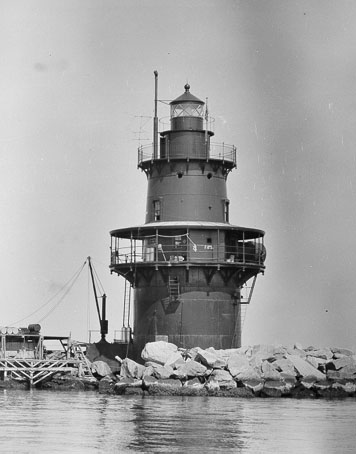 Clyde's Guides and Other Stuff: The Orient Point Lighthouse or Coffee ...