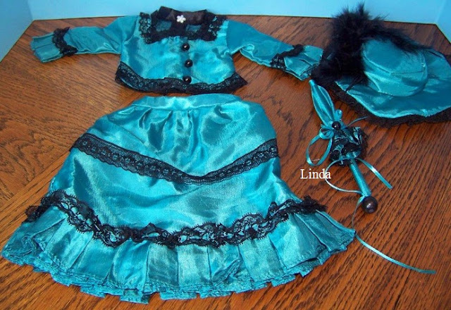 Living A Doll's Life : *REVIEW* Victorian Dresses - Hobby Lobby